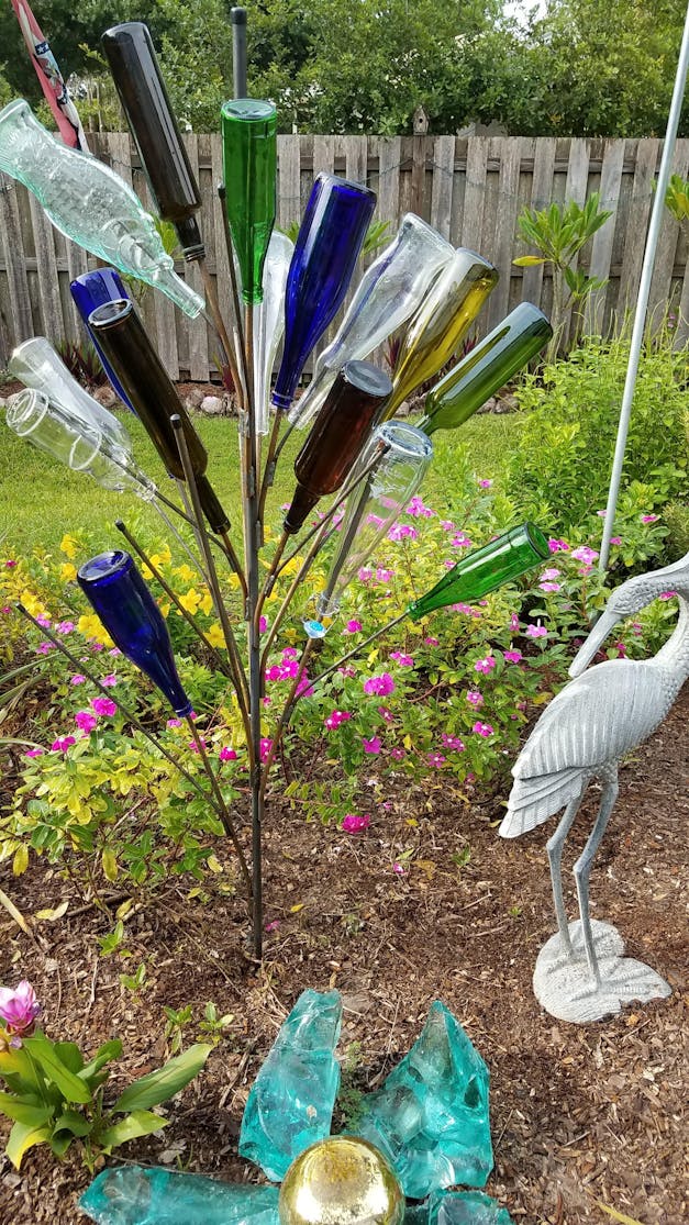 Home - Southern Bottle Trees, Lawn and Garden Decorations – bottletree
