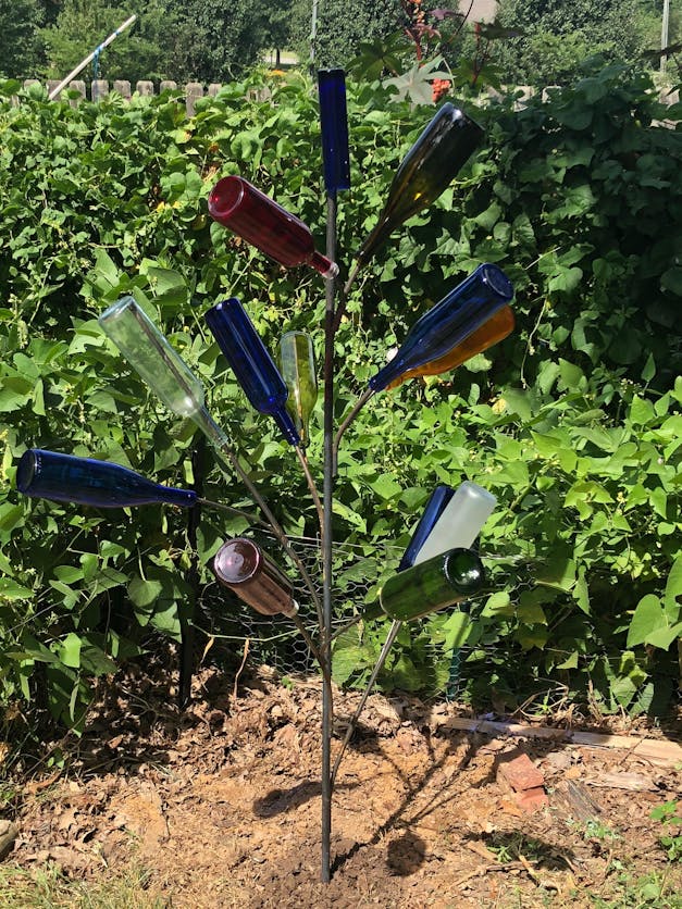 Home - Southern Bottle Trees, Lawn and Garden Decorations – bottletree